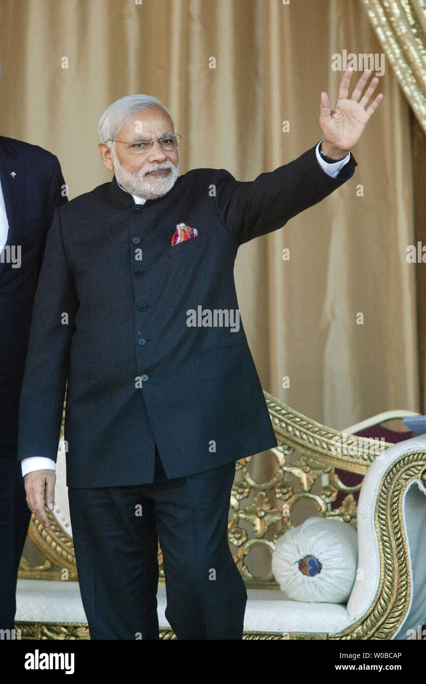 Indian prime minister narendra modi waves hi-res stock photography and ...