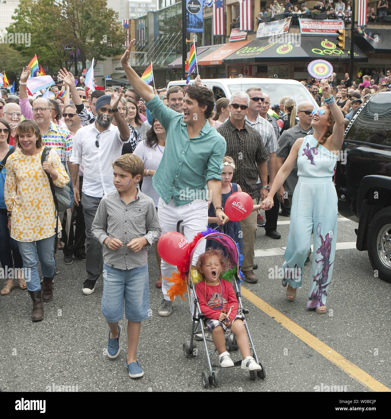 Canadian Prime Minister Justin Trudeau, wife Sophie Gregoire and ...