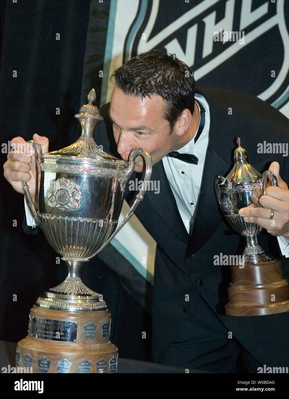 Washington capitals goalie olaf kolzig hi-res stock photography and ...