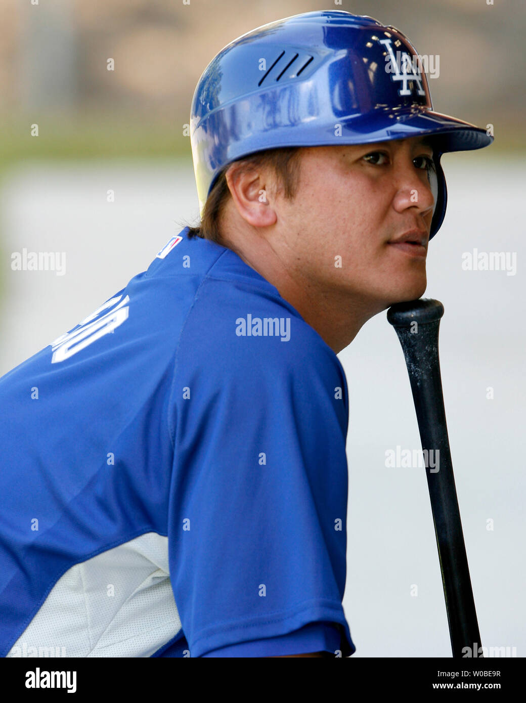 Chin tsao hi-res stock photography and images - Alamy