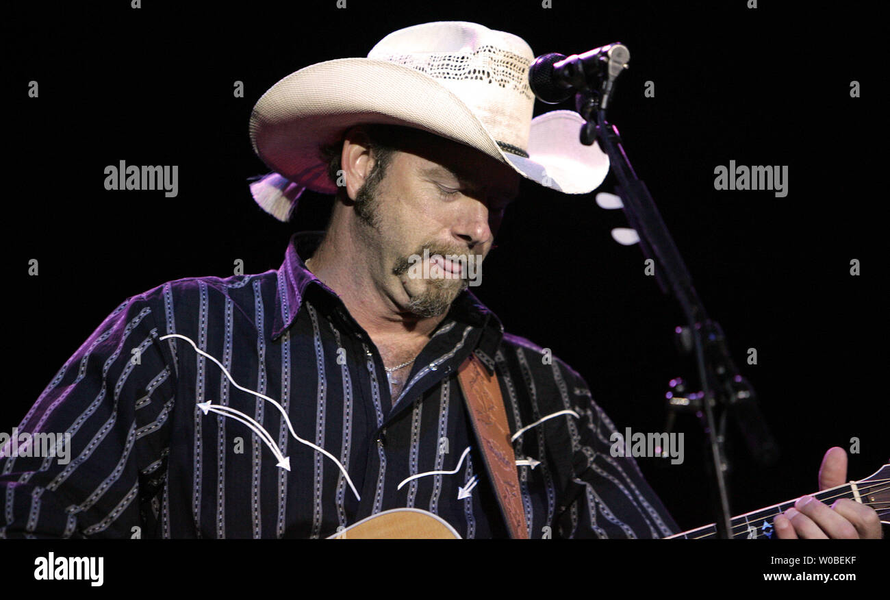 Jon Watson of the band Southbound Jonny performs at the Viejas Indian ...
