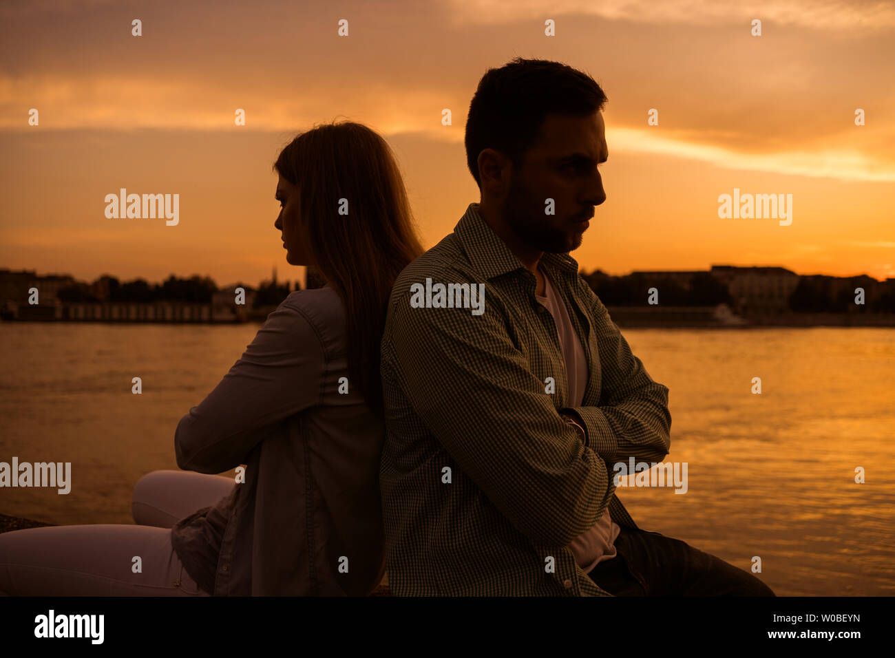 Angry relationship hi-res stock photography and images - Alamy