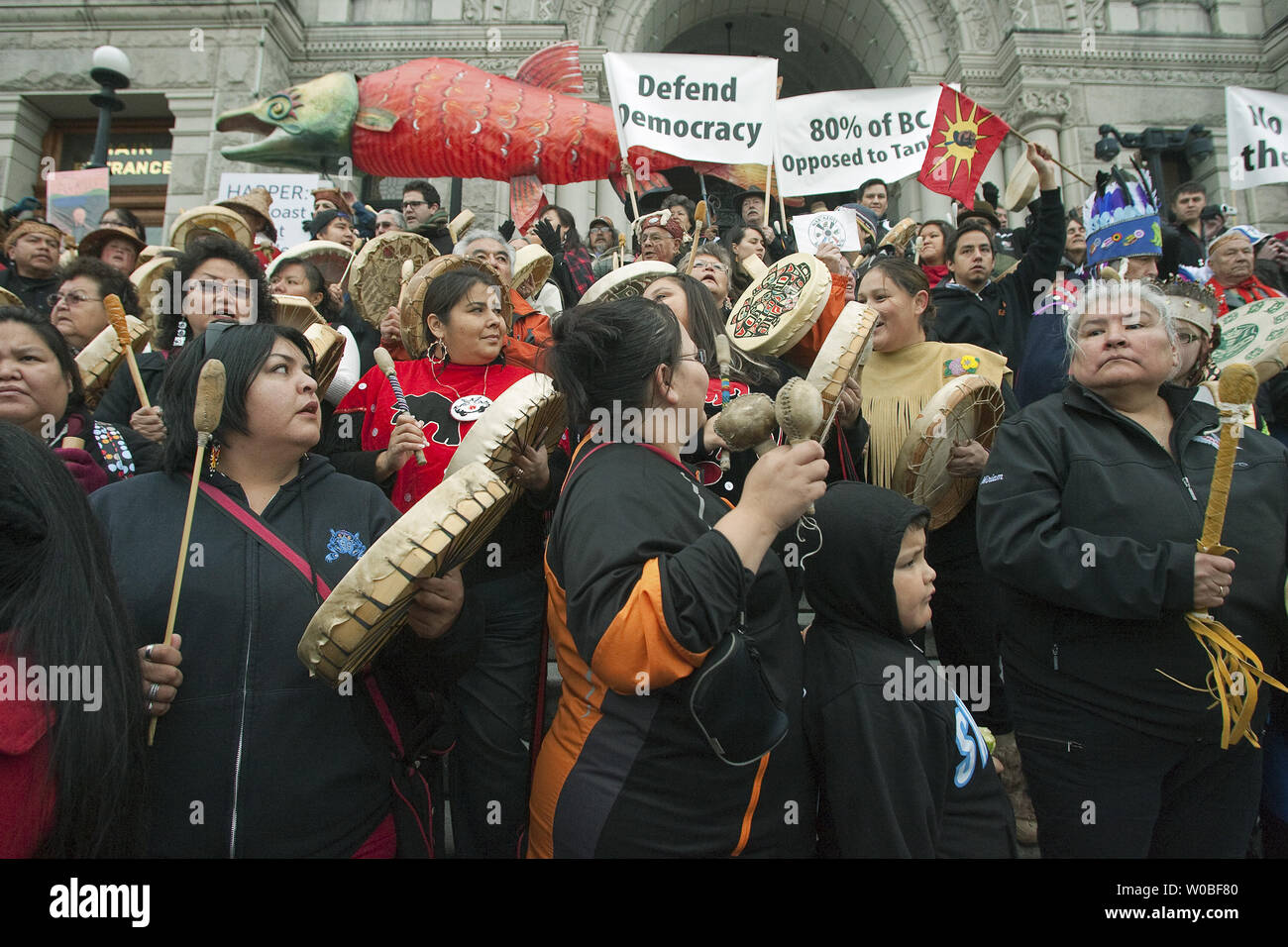Pipeline protest british columbia hi-res stock photography and images ...