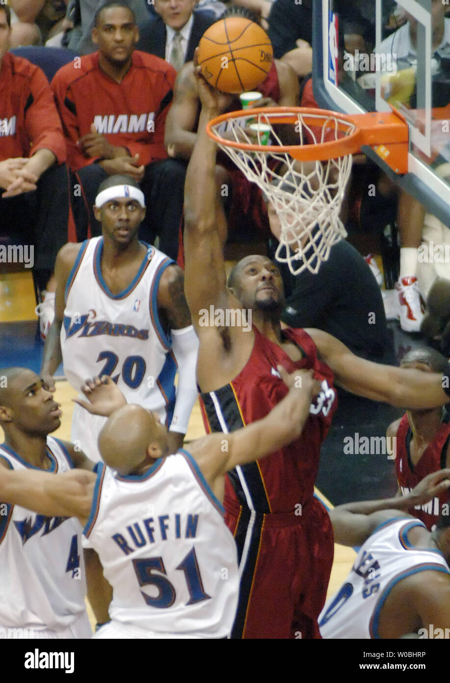 12 may 95 hi-res stock photography and images - Alamy