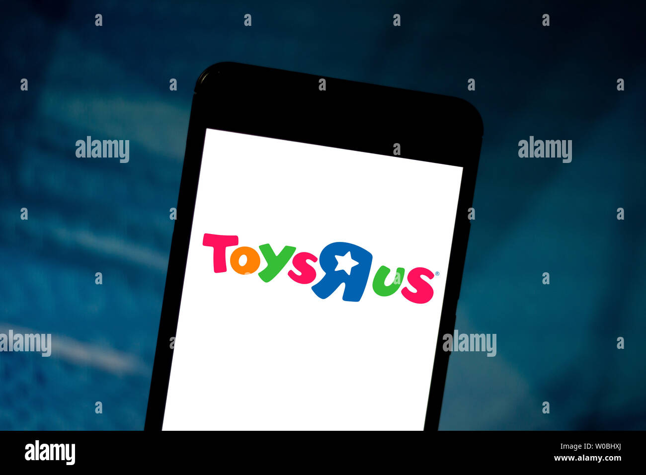 Toys r us logo hi-res stock photography and images - Alamy