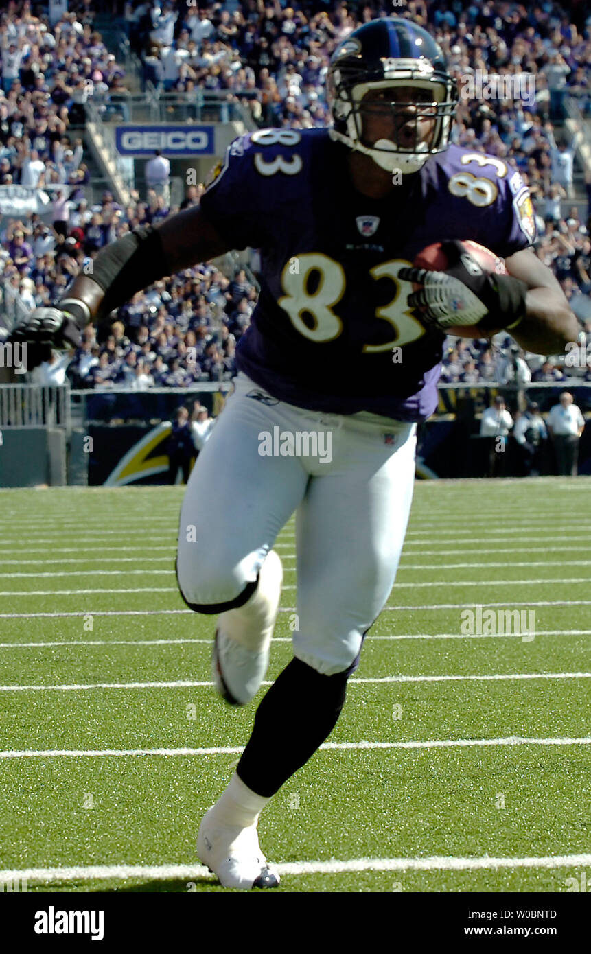 The Baltimore Ravens Daniel Wilcox (83) catches a five yard touchdown ...