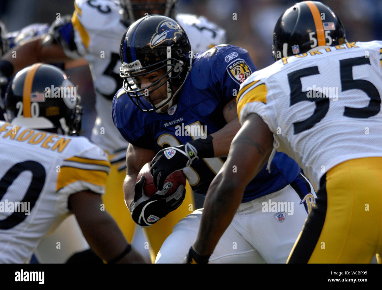 Baltimore ravens running back jamal hi-res stock photography and images ...
