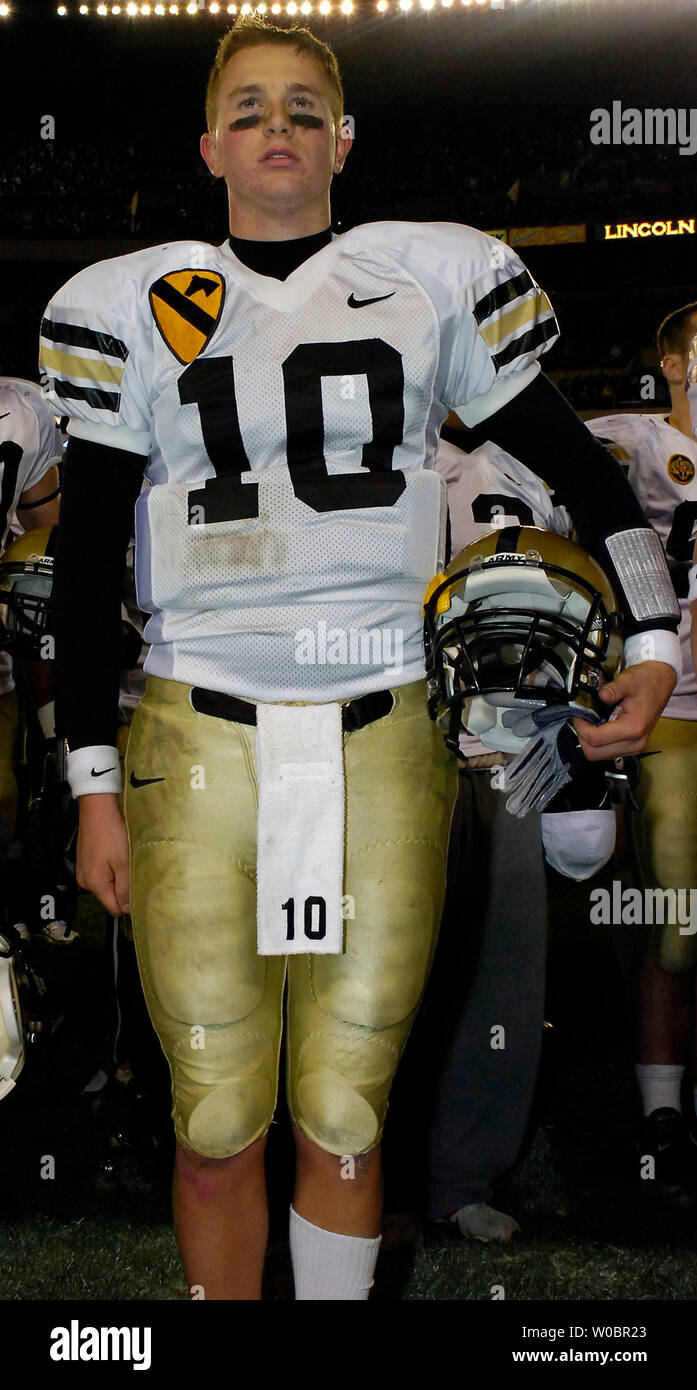 Army starting quarterback Carson Williams (10) stands during the ...