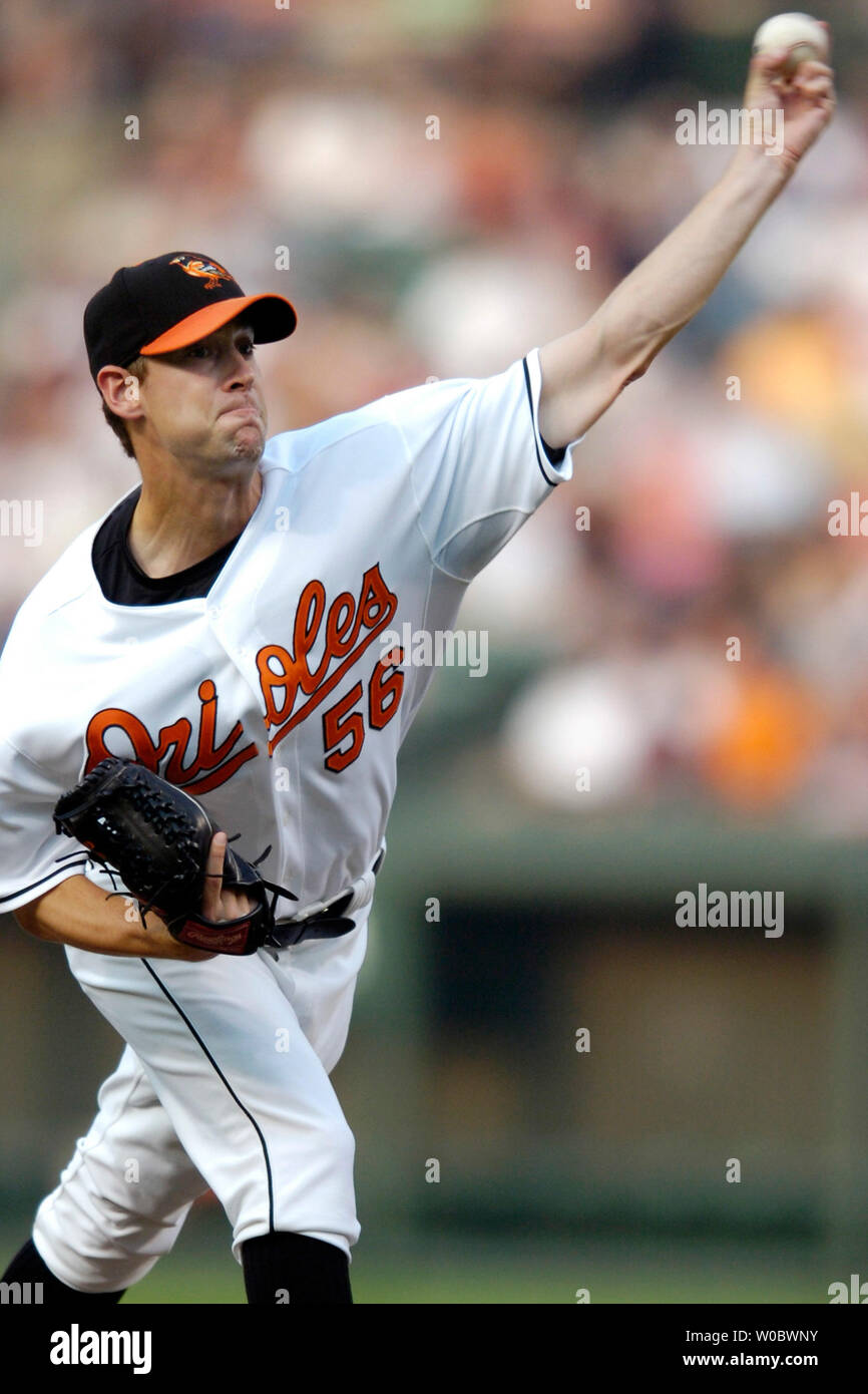 Baltimore Orioles starting pitcher Brian Burres pitches in the first ...