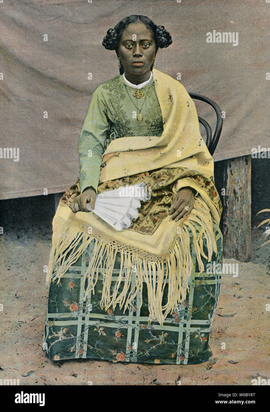 Beninese women hi-res stock photography and images - Alamy