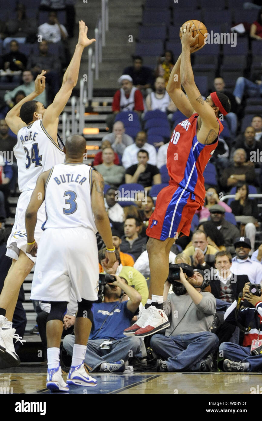 Detroit pistons center rasheed wallace hi-res stock photography and ...