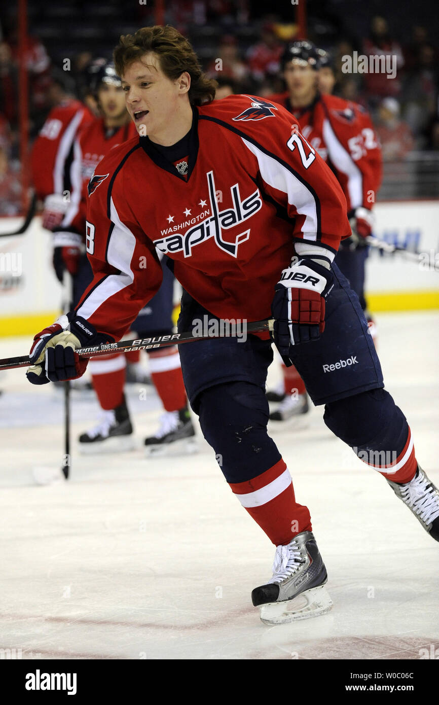 Washington Capitals left wing Alexander Semin (28) warms up prior to ...