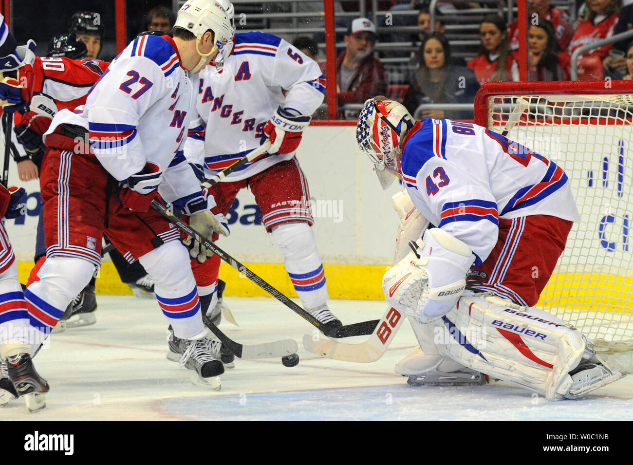 New york rangers goalie martin biron 43 hi-res stock photography and ...