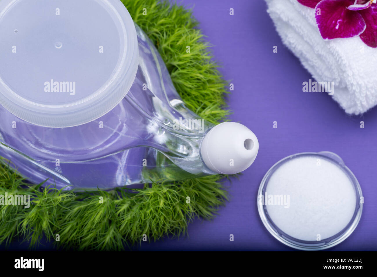 Saline flush hi-res stock photography and images - Alamy