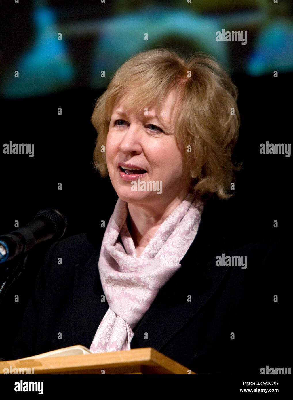 Kim campbell hi-res stock photography and images - Alamy