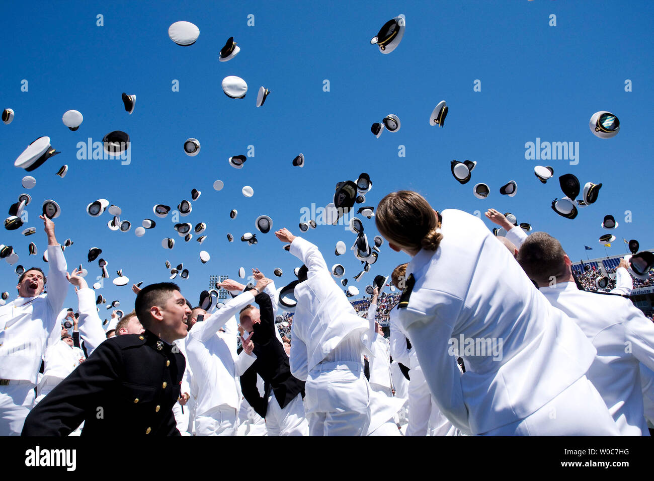Midshipmen from united naval academy hi-res stock photography and ...