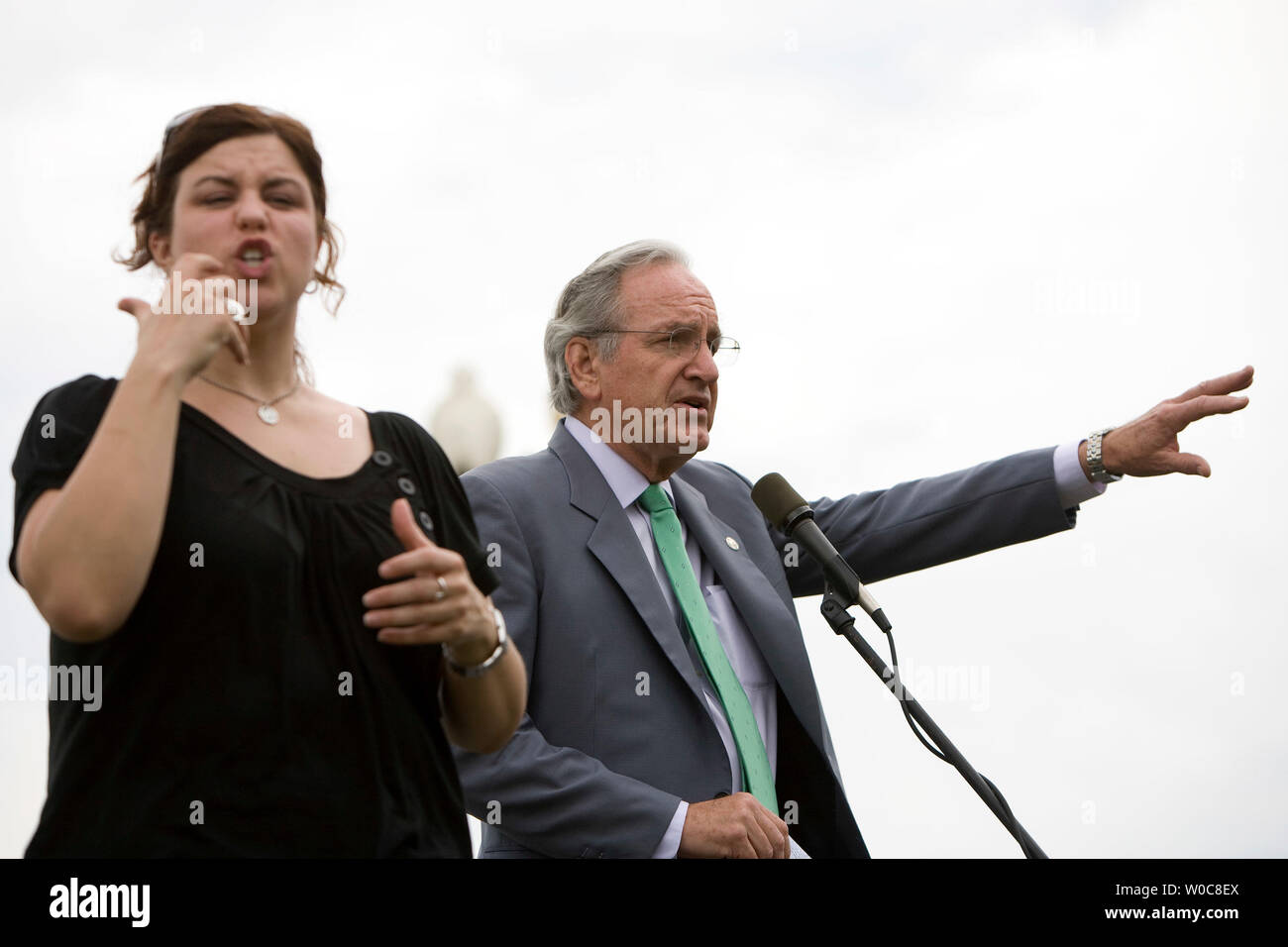 Americans with disabilities act 1990 hi-res stock photography and ...