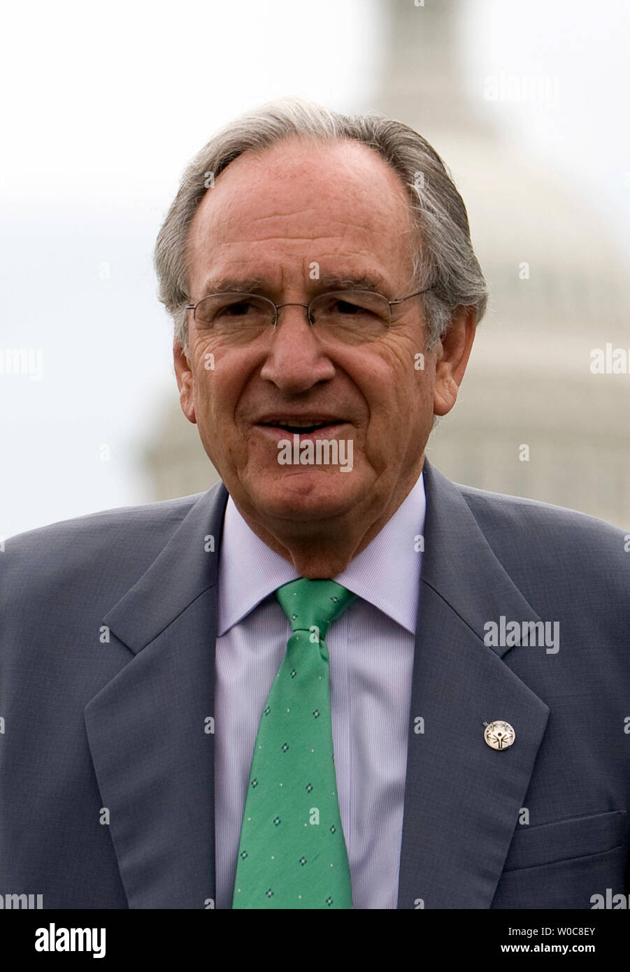 Americans with disabilities act 1990 hi-res stock photography and ...