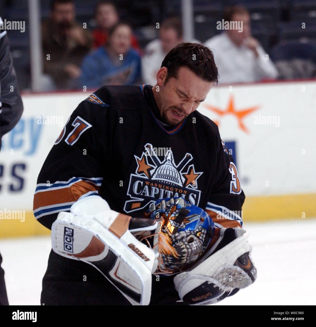 10 november 2003 hi-res stock photography and images - Alamy