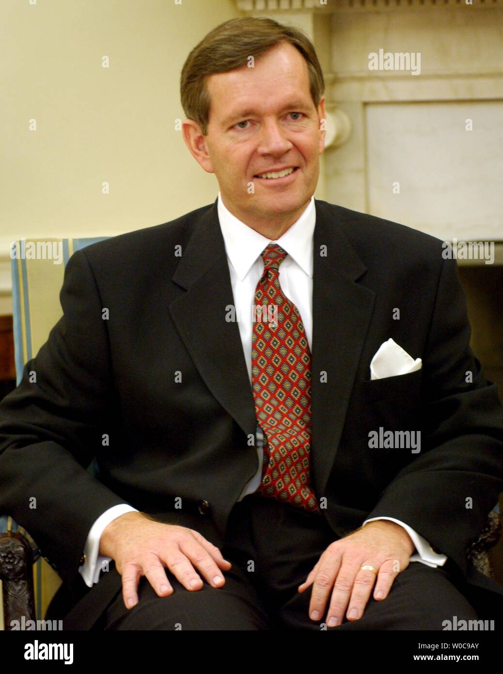 President george bush november 2003 hi-res stock photography and images ...