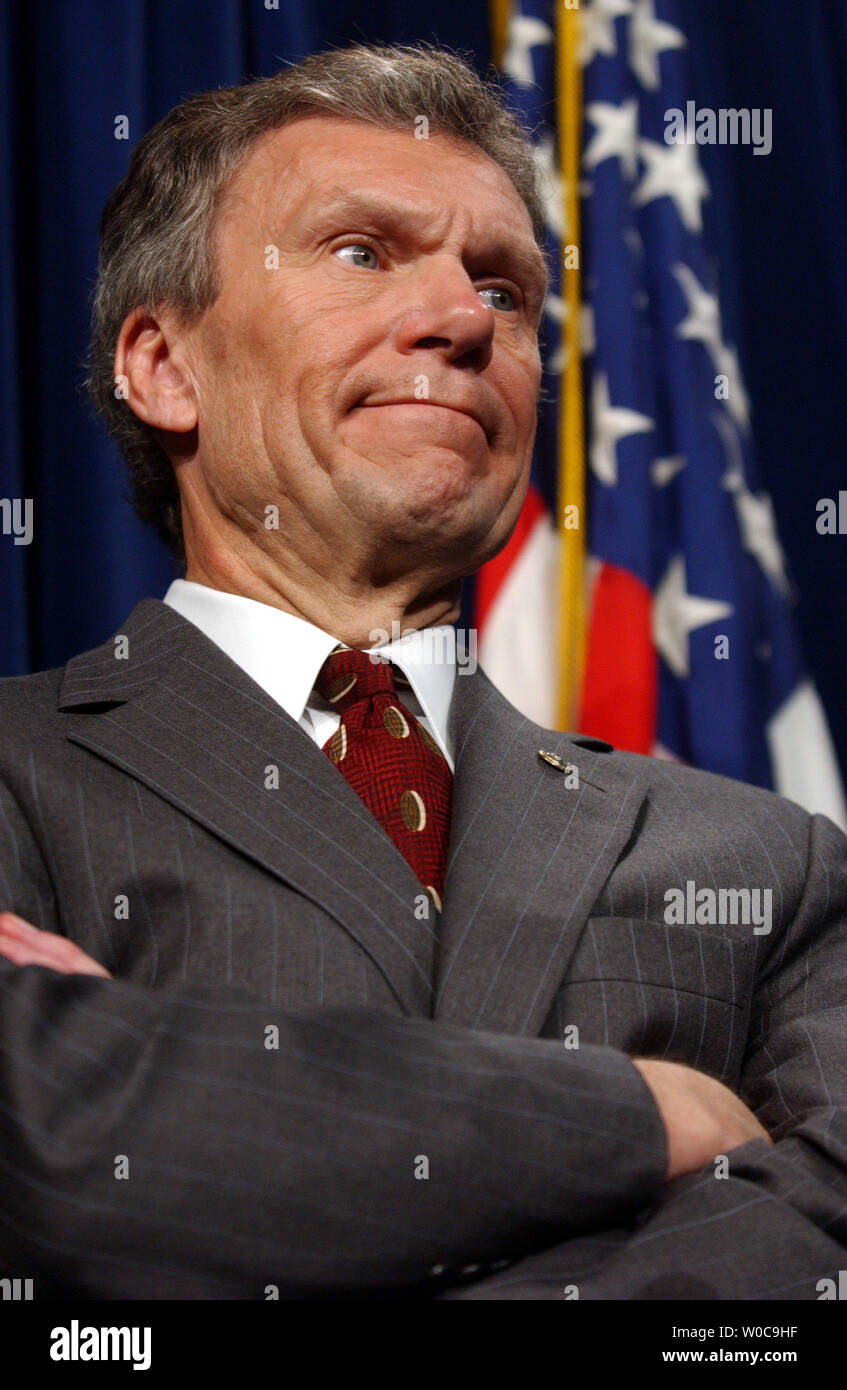 Tom daschle hi-res stock photography and images - Alamy