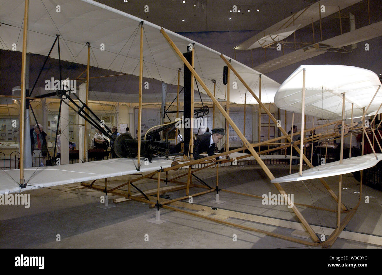 Wright flyer hi-res stock photography and images - Alamy