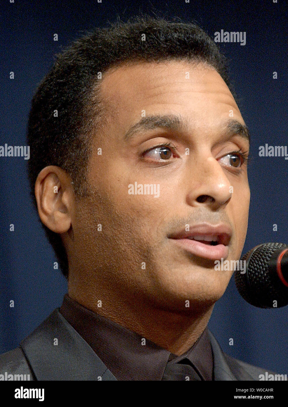 Jon secada hi-res stock photography and images - Alamy