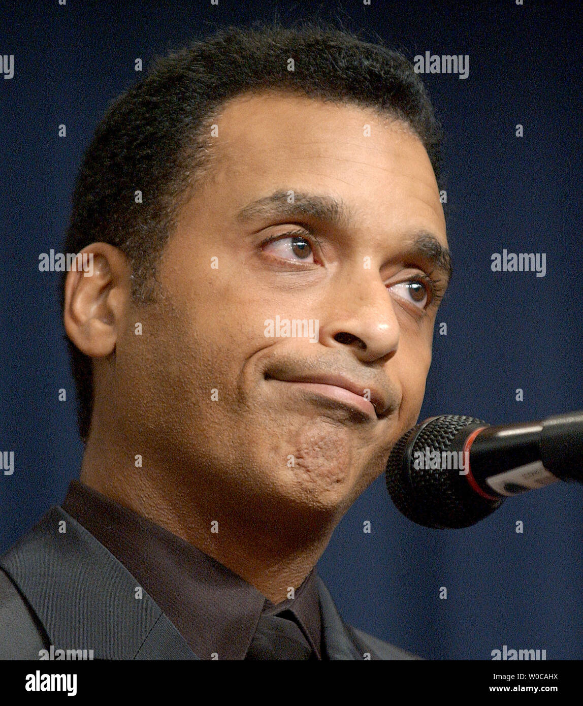 Latino singer Jon Secada speaks about the importance of education in ...