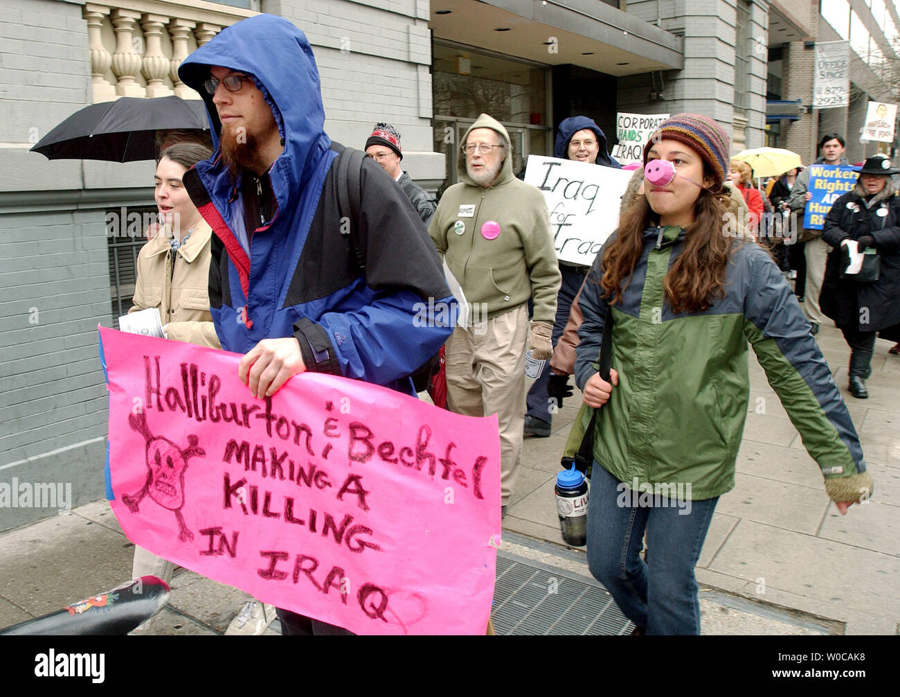 War profiteering hi-res stock photography and images - Alamy