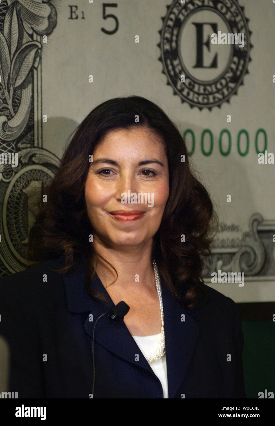 Printing money u s hi-res stock photography and images - Alamy