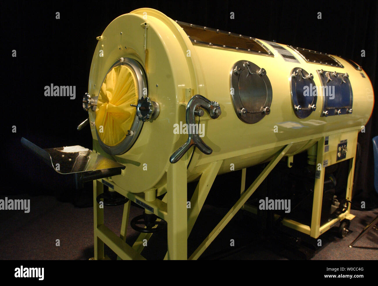 Polio Iron Lung Vaccine