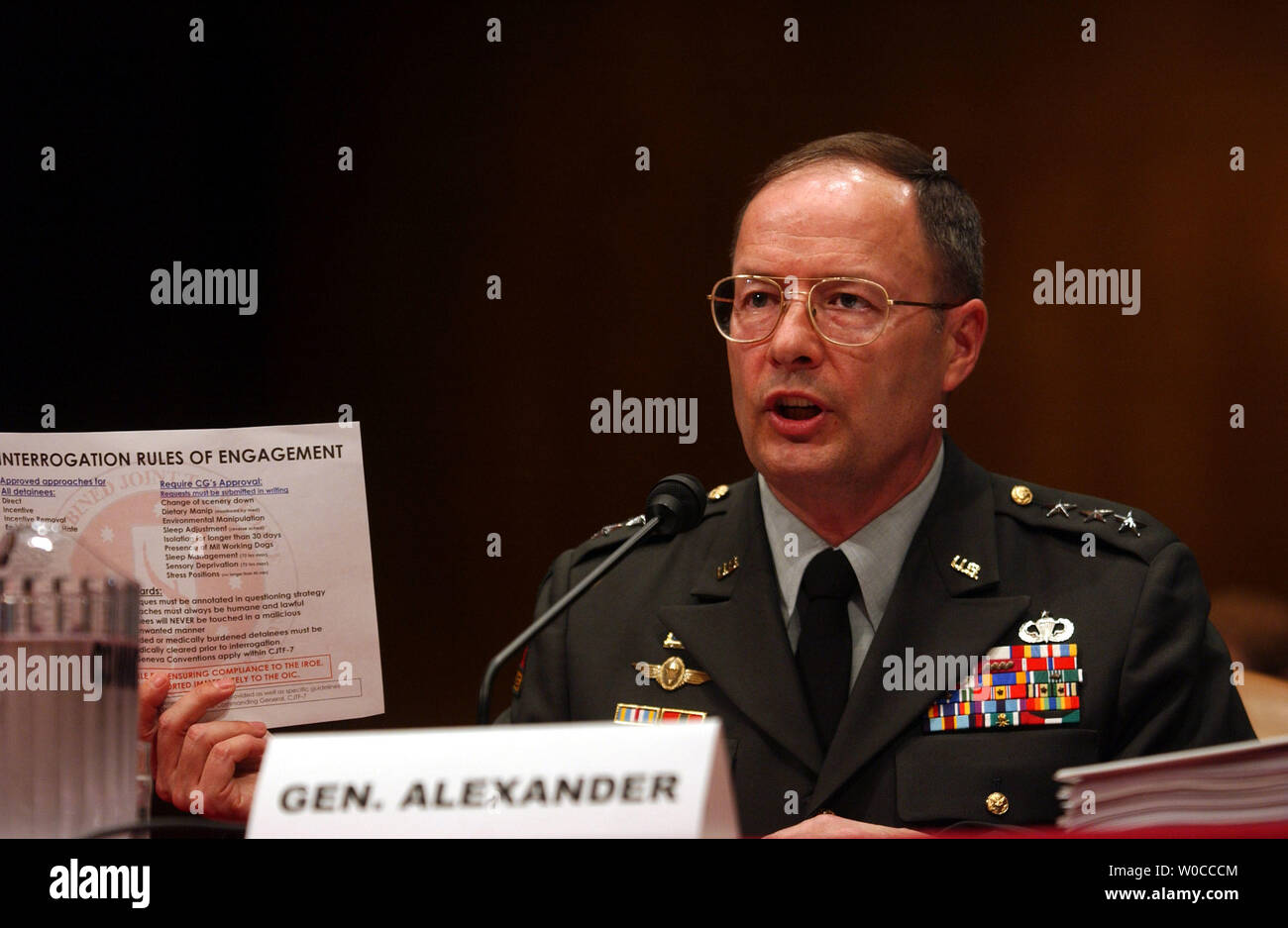 Rules of engagement hi-res stock photography and images - Alamy