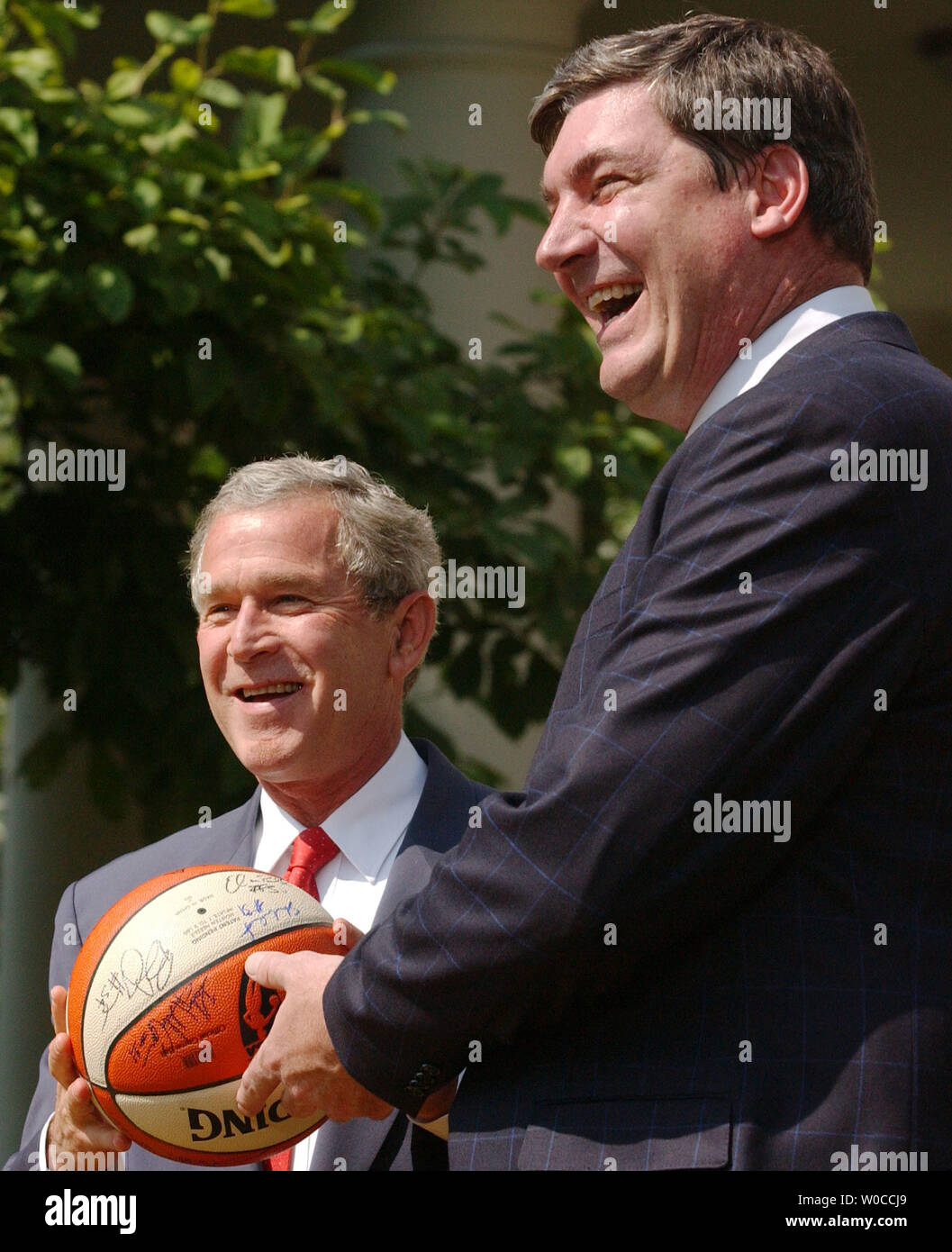 Coach house garden hi-res stock photography and images - Alamy