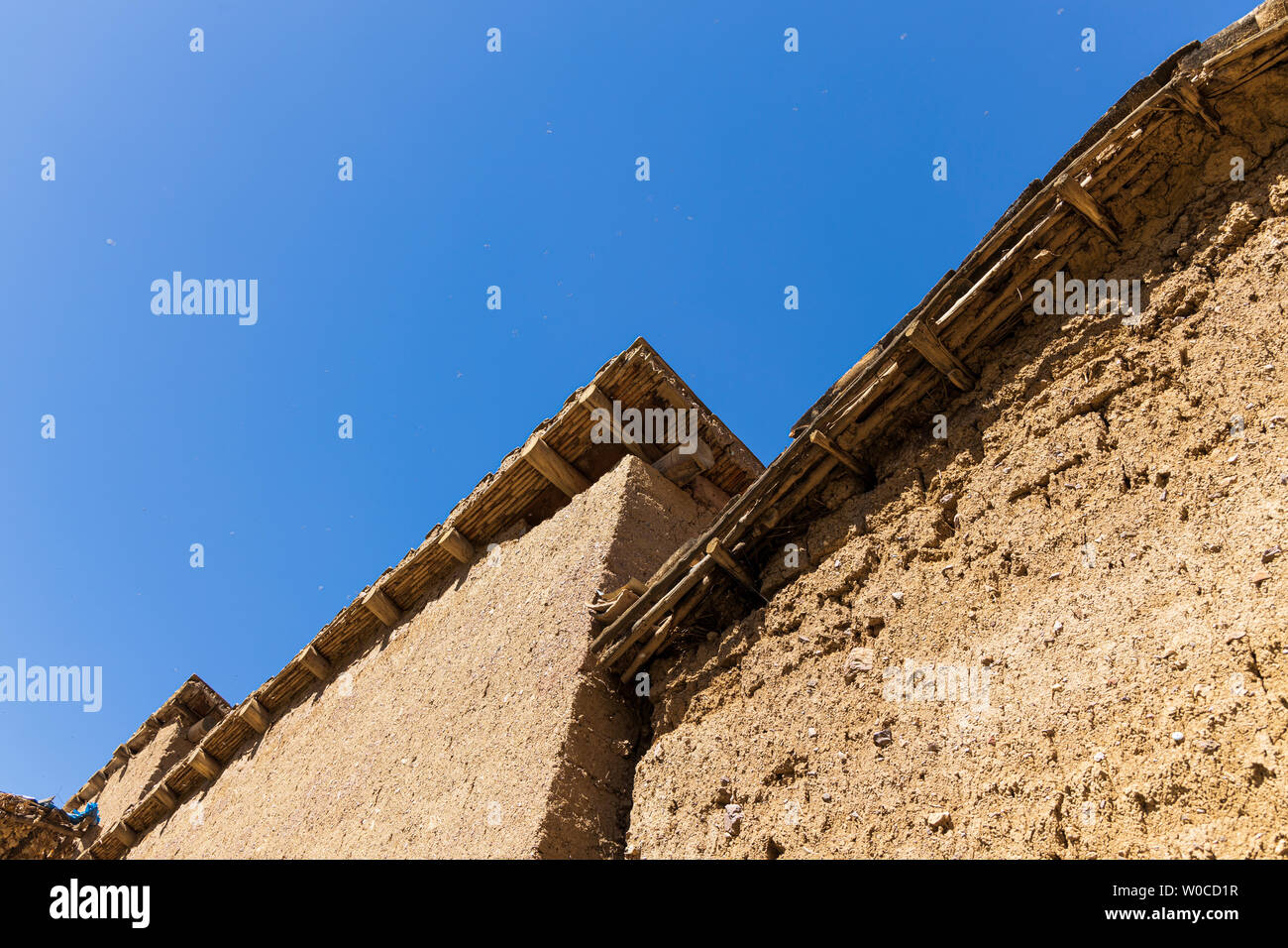Adobe mud house houses hi-res stock photography and images - Alamy