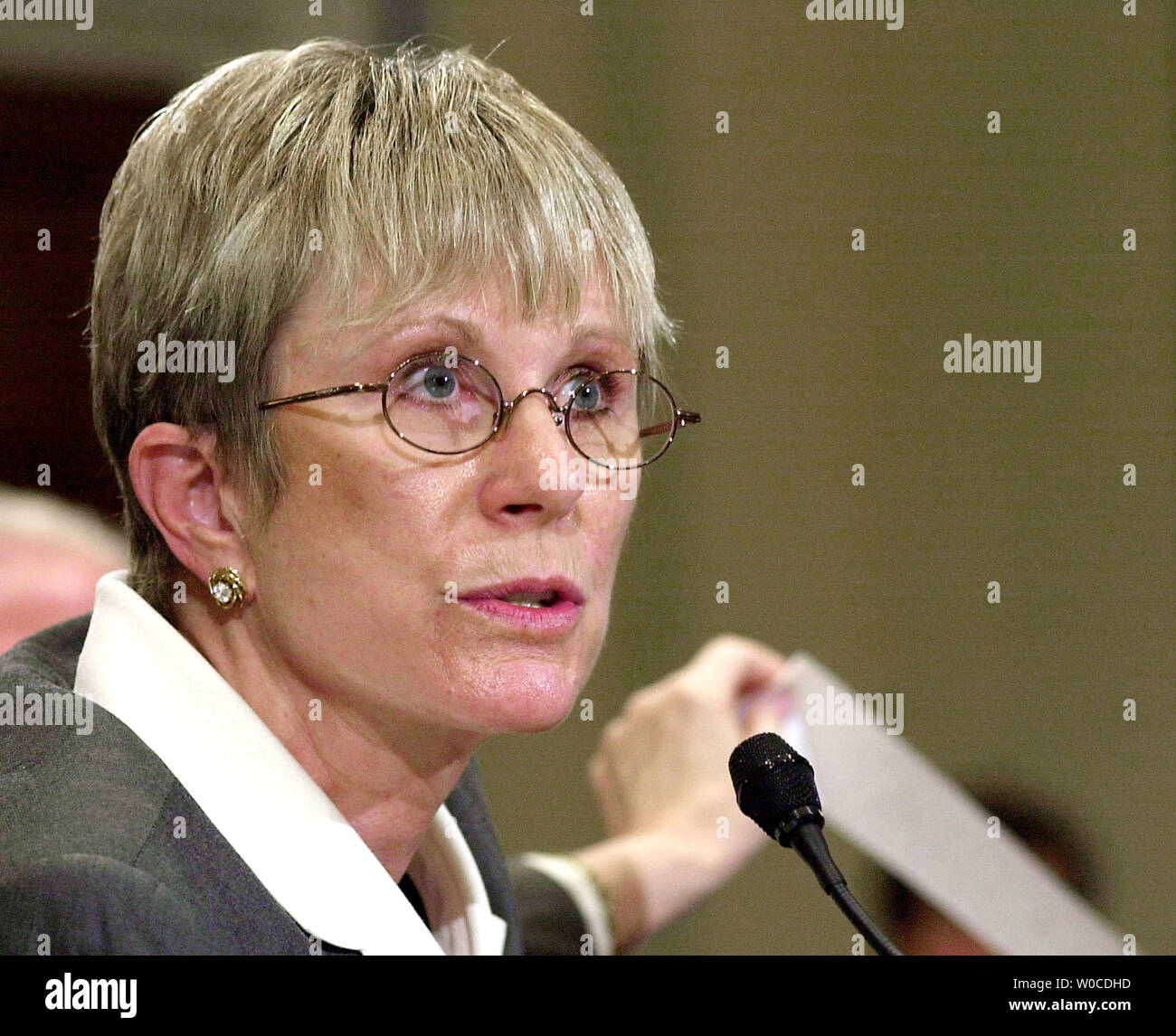 Electronic voting system hi-res stock photography and images - Alamy