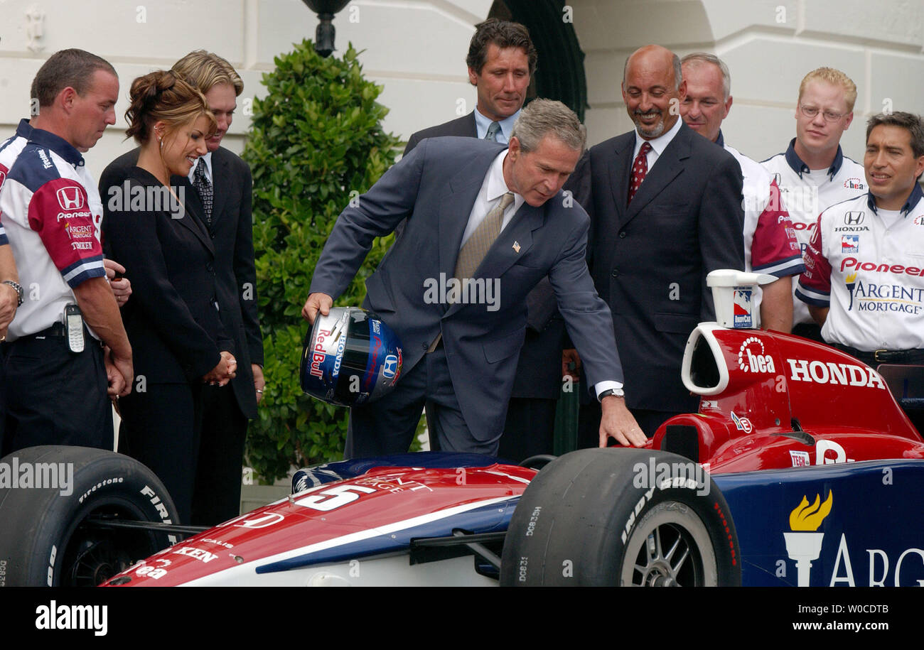President George W. Bush checks out the winning car of the 2004 Indy ...