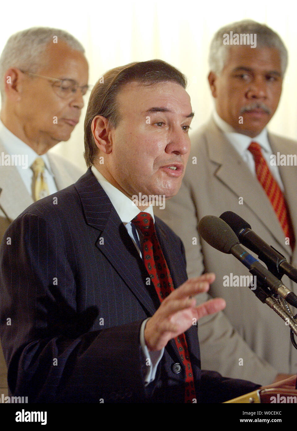 Neas hi-res stock photography and images - Alamy