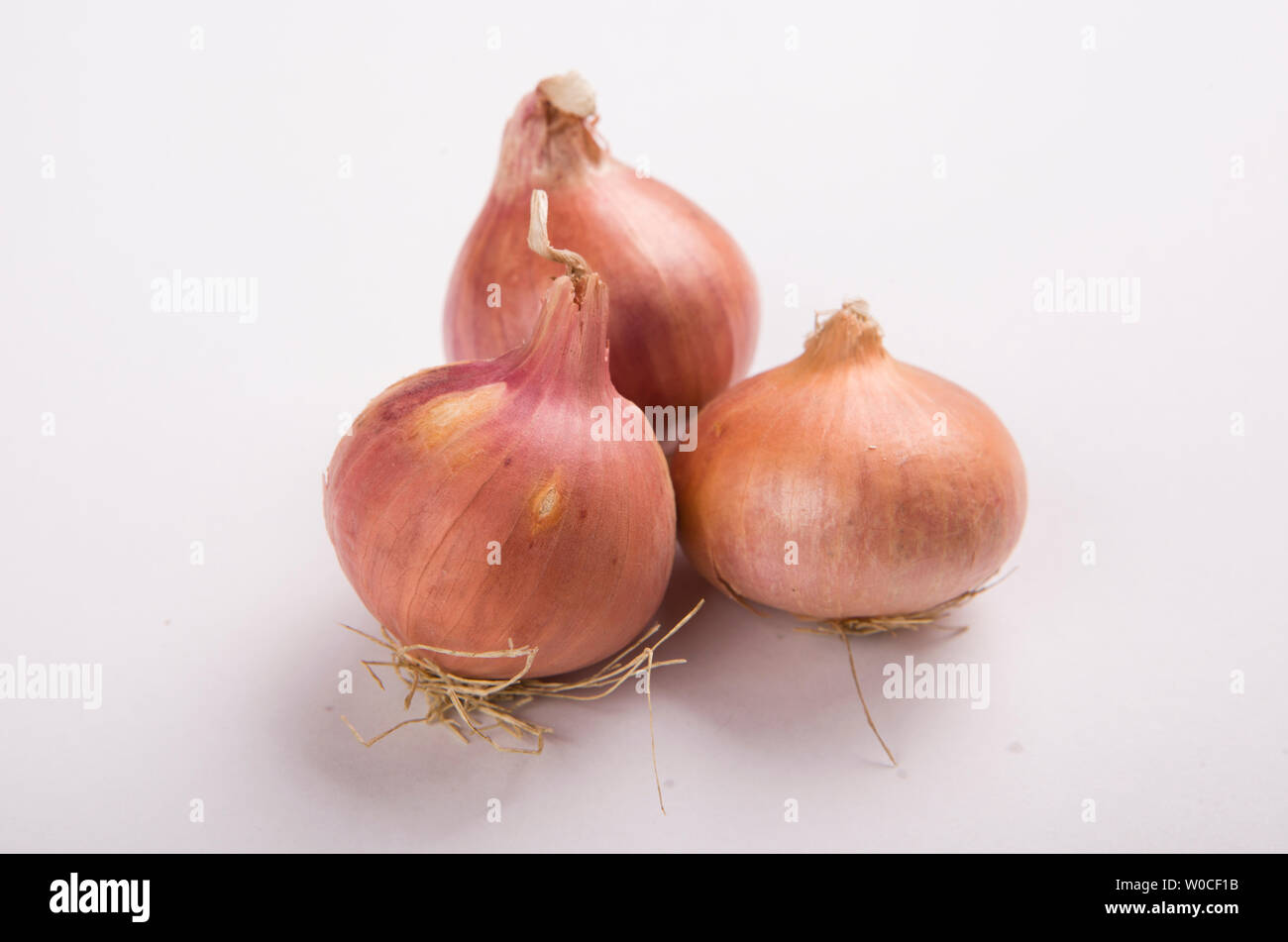 Little dry onion Stock Photo - Alamy
