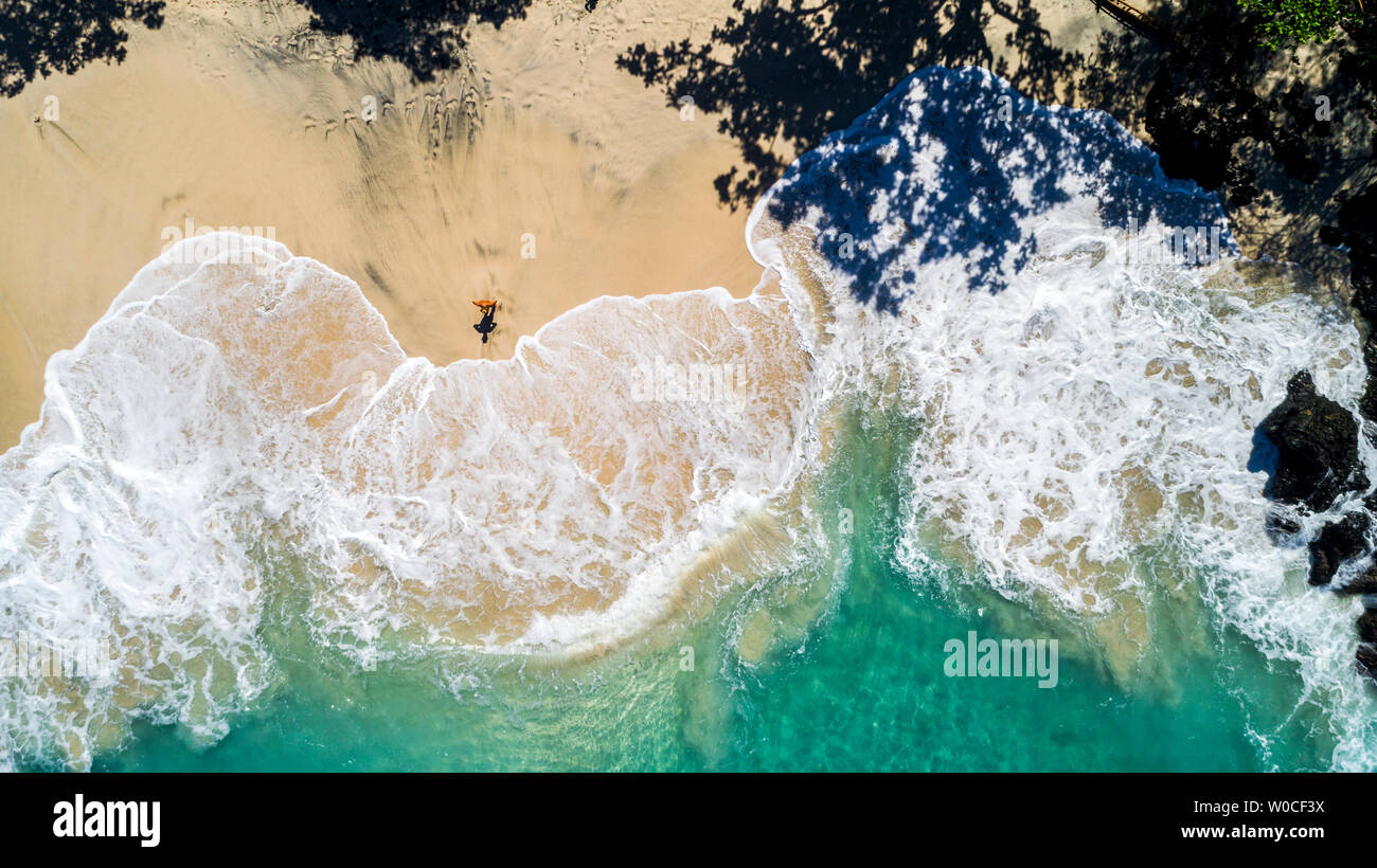 Aerial view tourists beautiful beach hi-res stock photography and ...