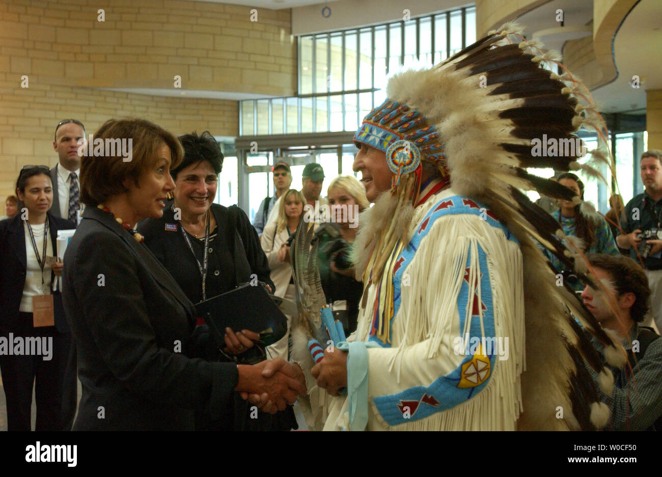 Sen. Ben Nighthorse Campbell, R-Co., greets House Democratic Leader ...