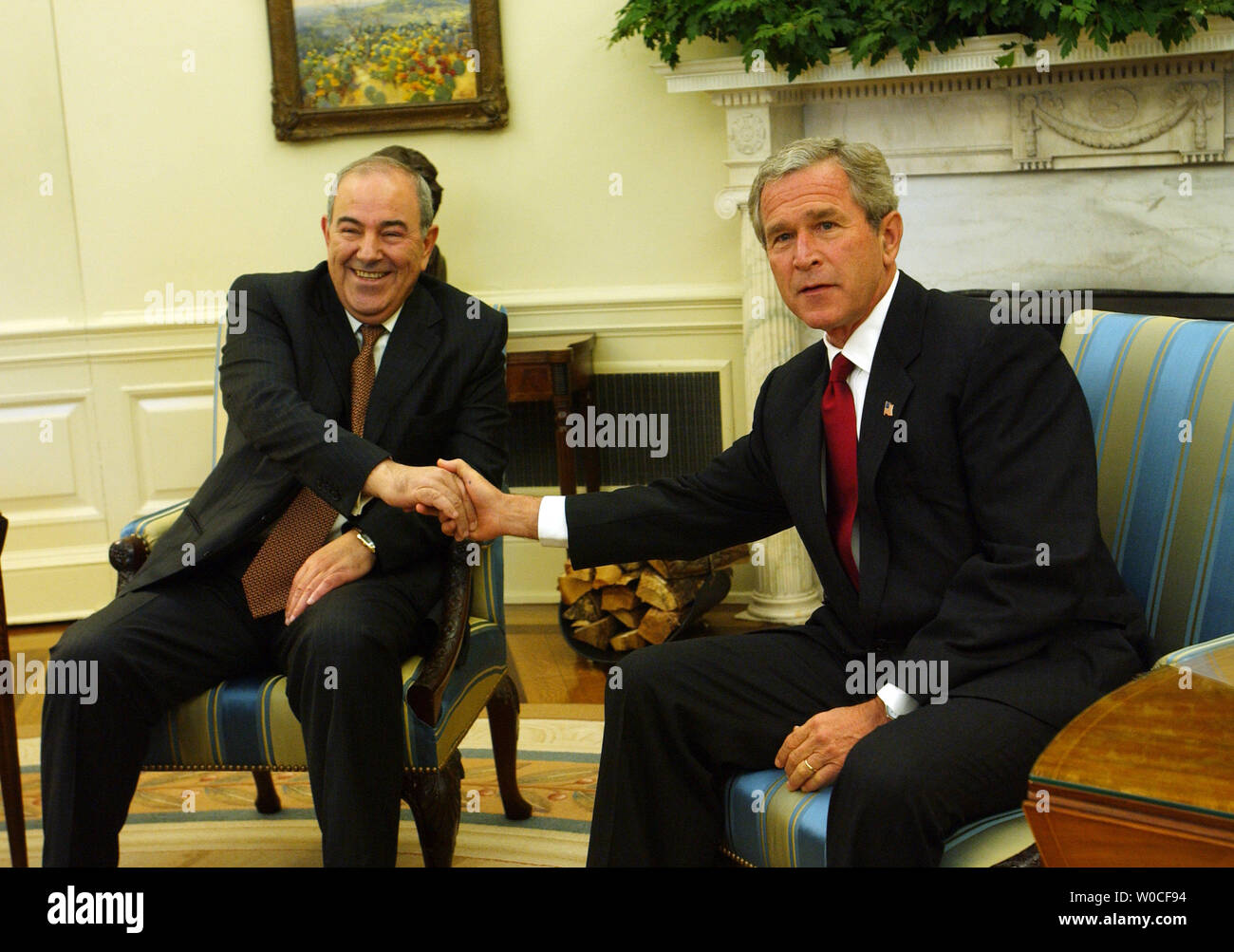 Ayad allawi iraqi prime minister hi-res stock photography and images ...