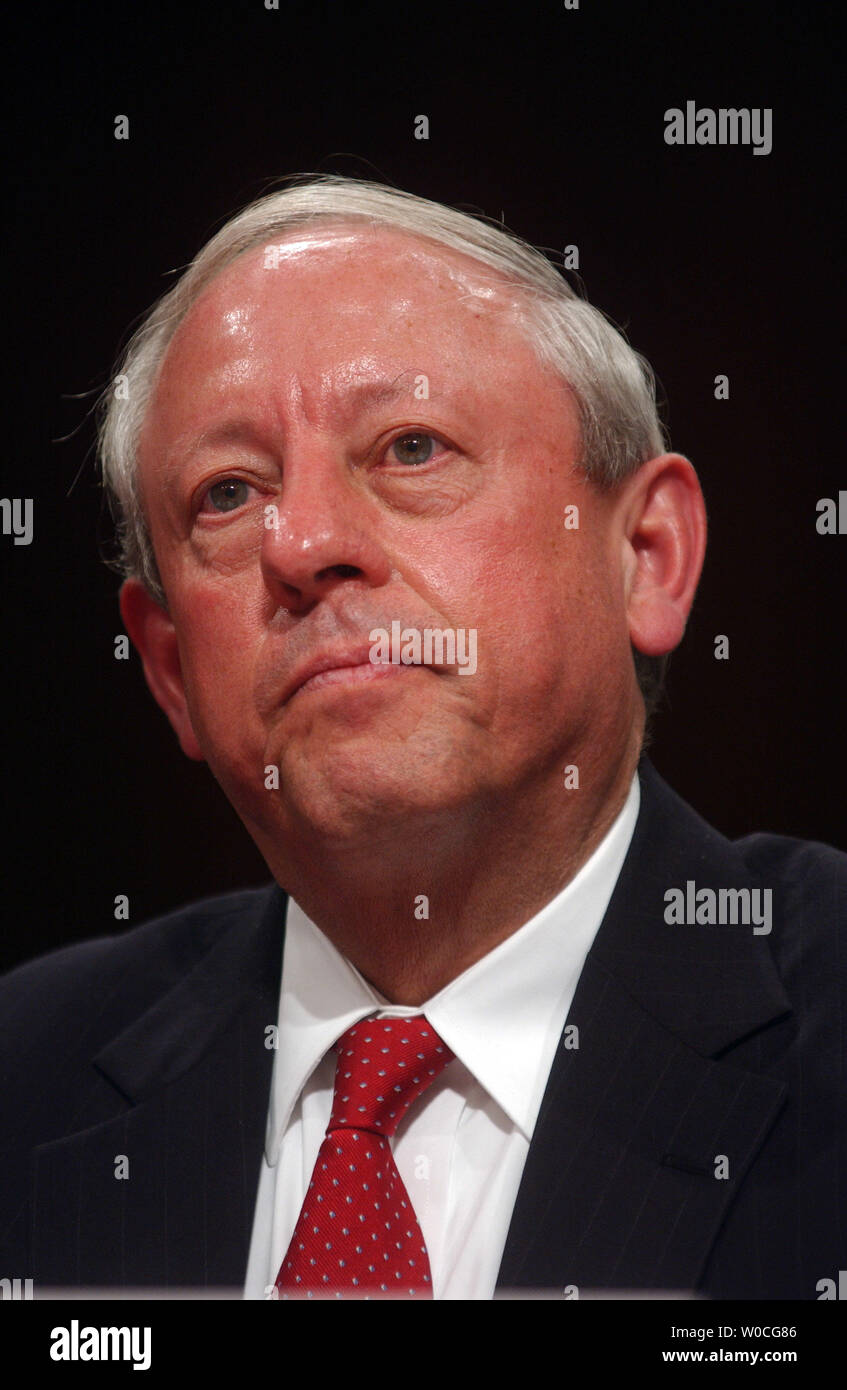 Mr raymond hi-res stock photography and images - Alamy