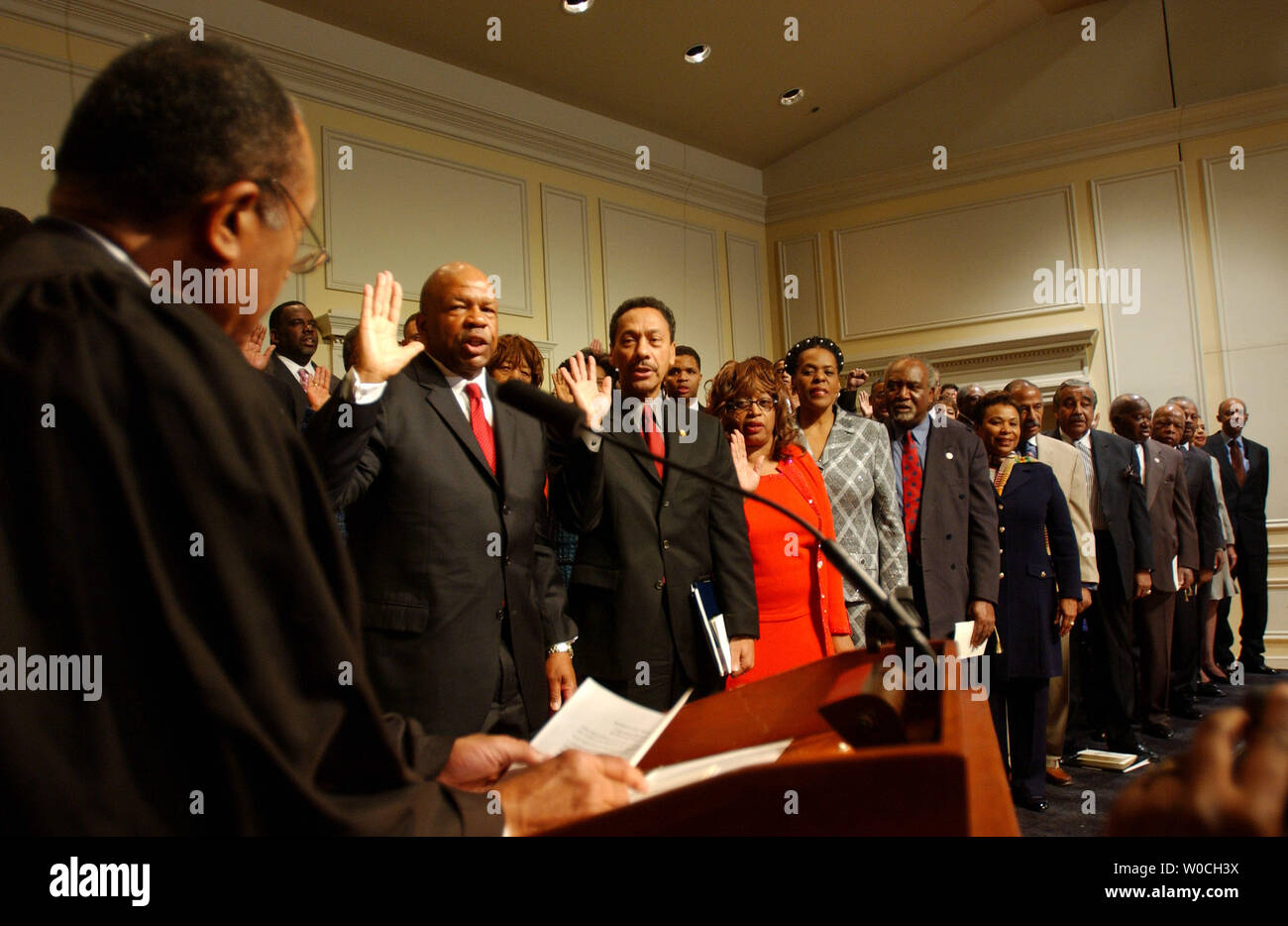 Hon. Henry Frye of the N. Carolina Supreme Court swears in with the ...