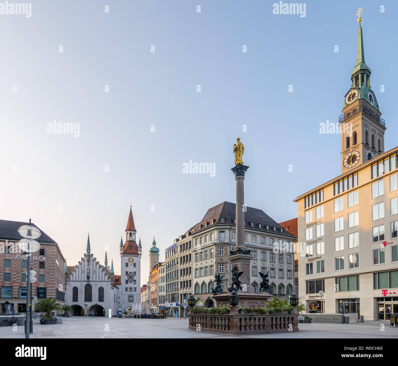 Marienplatz marian column st hi-res stock photography and images - Alamy