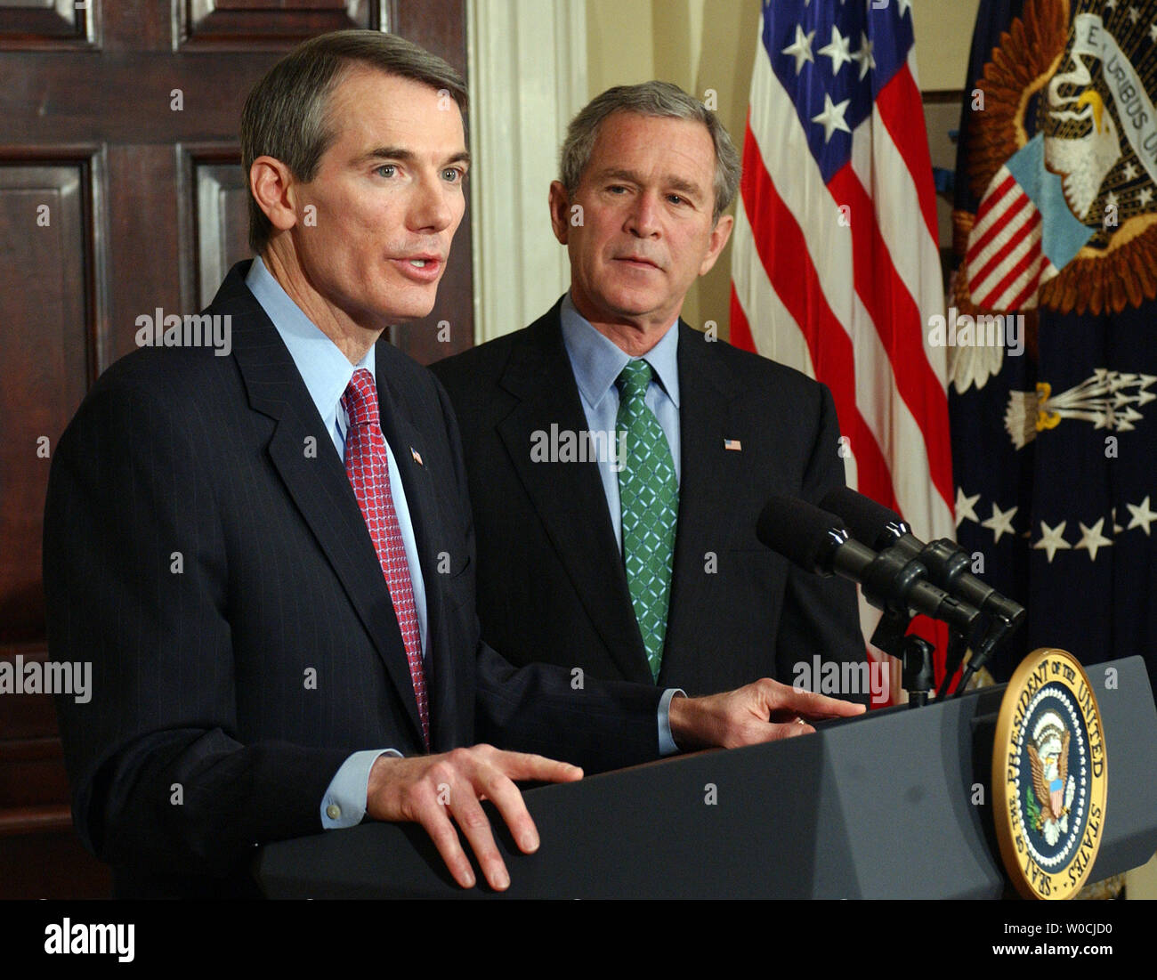 Rep rob portman hi-res stock photography and images - Alamy