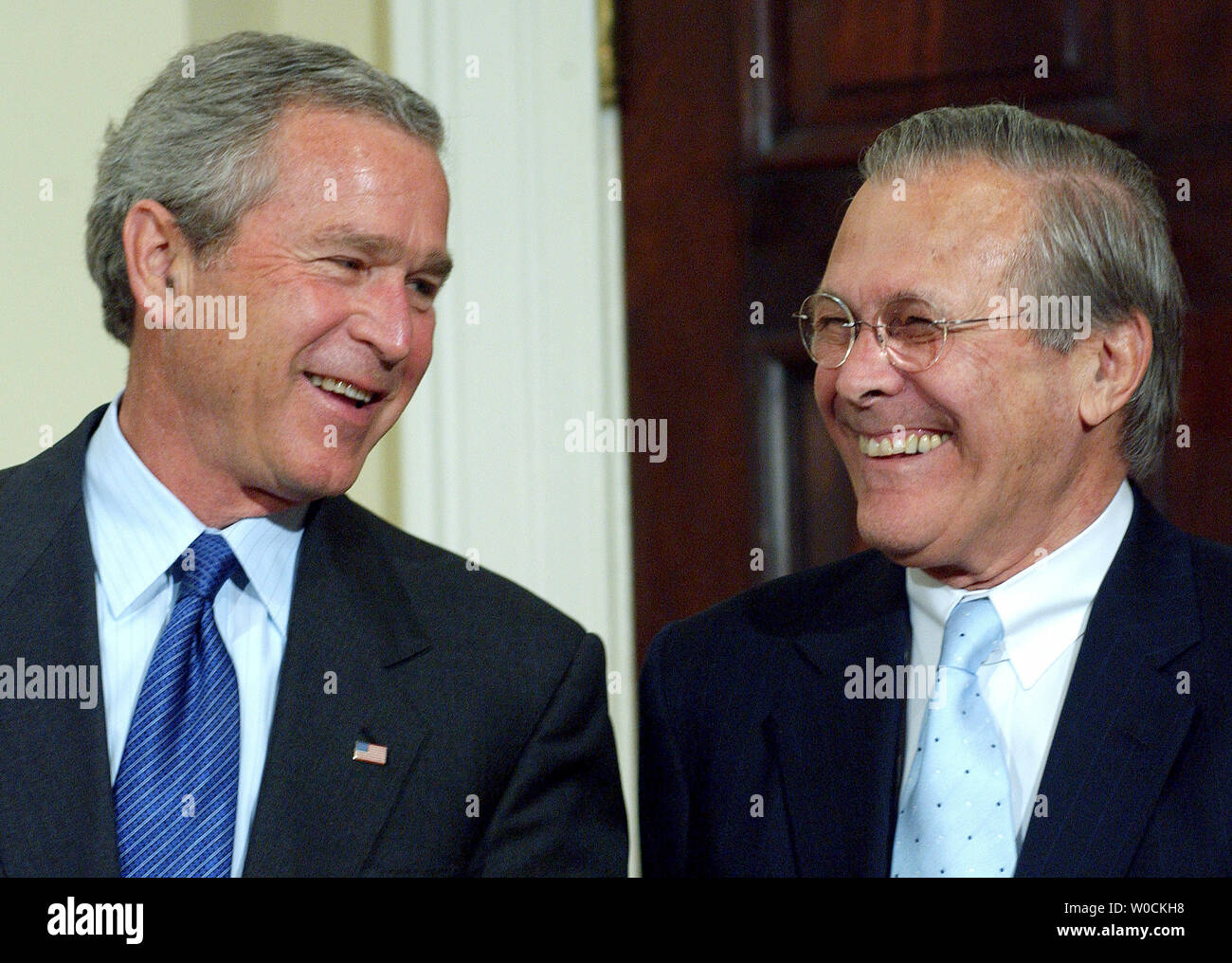 Admiral edmund giambastiani hi-res stock photography and images - Alamy