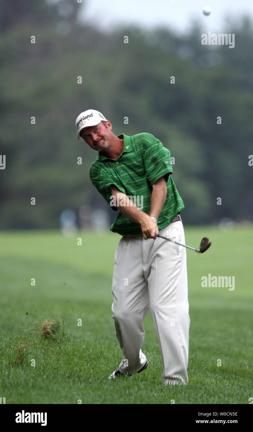 Jerry Kelly hits for the green on the 17th fairway during the first ...