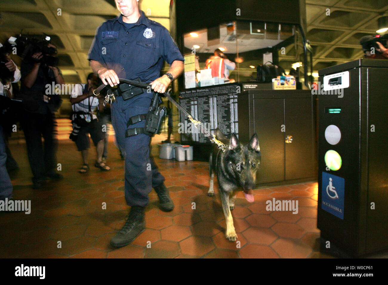 7 7 terror attacks in london hi-res stock photography and images - Alamy