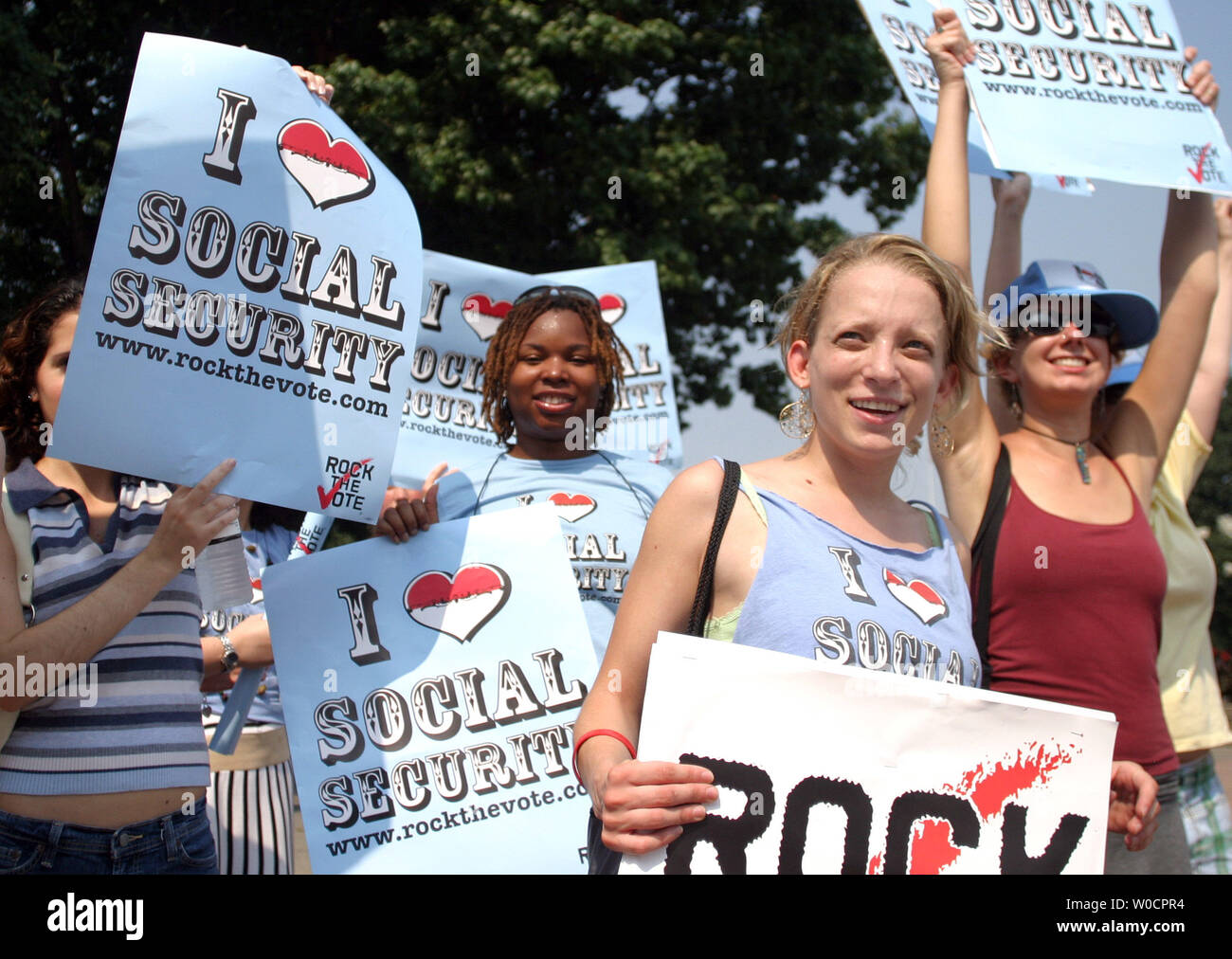 Aarp signs hi-res stock photography and images - Alamy