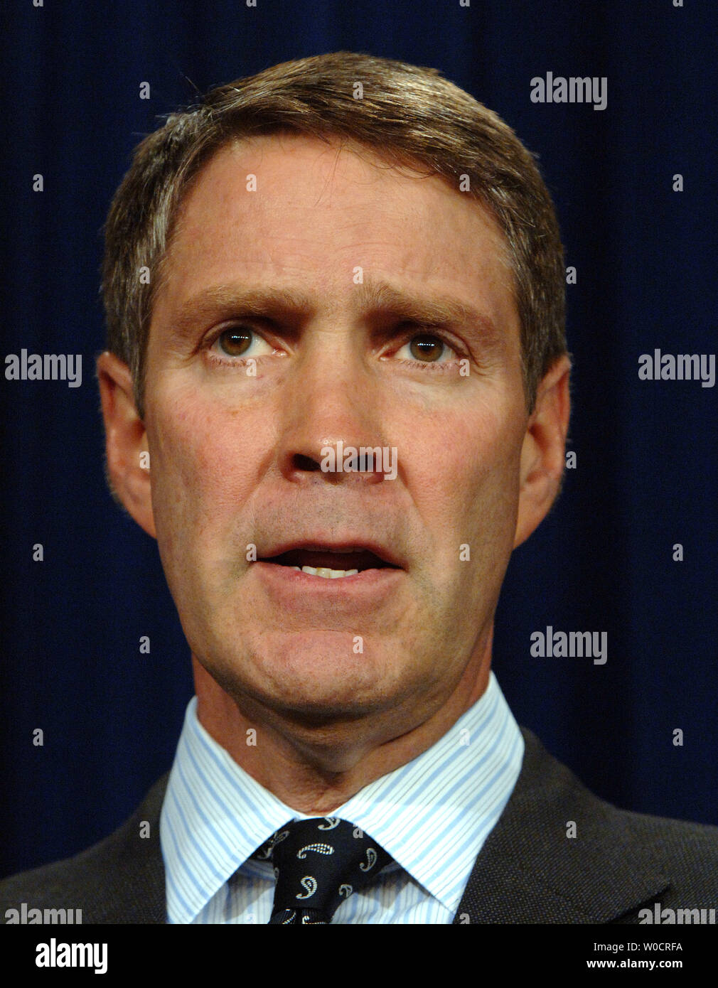 Senate Majority Leader Bill Frist, R-Tenn., holds a news conference ...